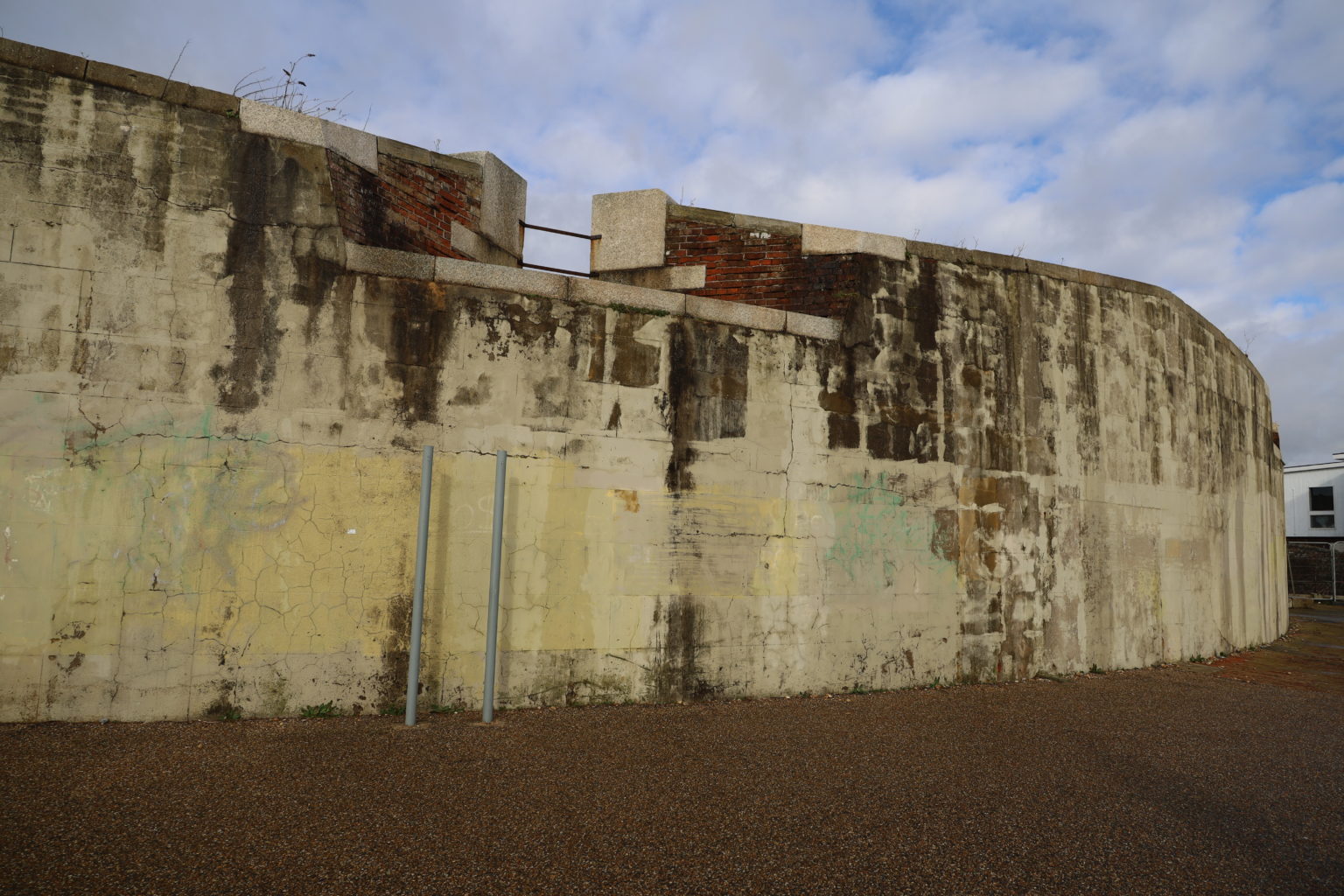 Eastbourne: Easy Trips From London | PurPurPurPur
